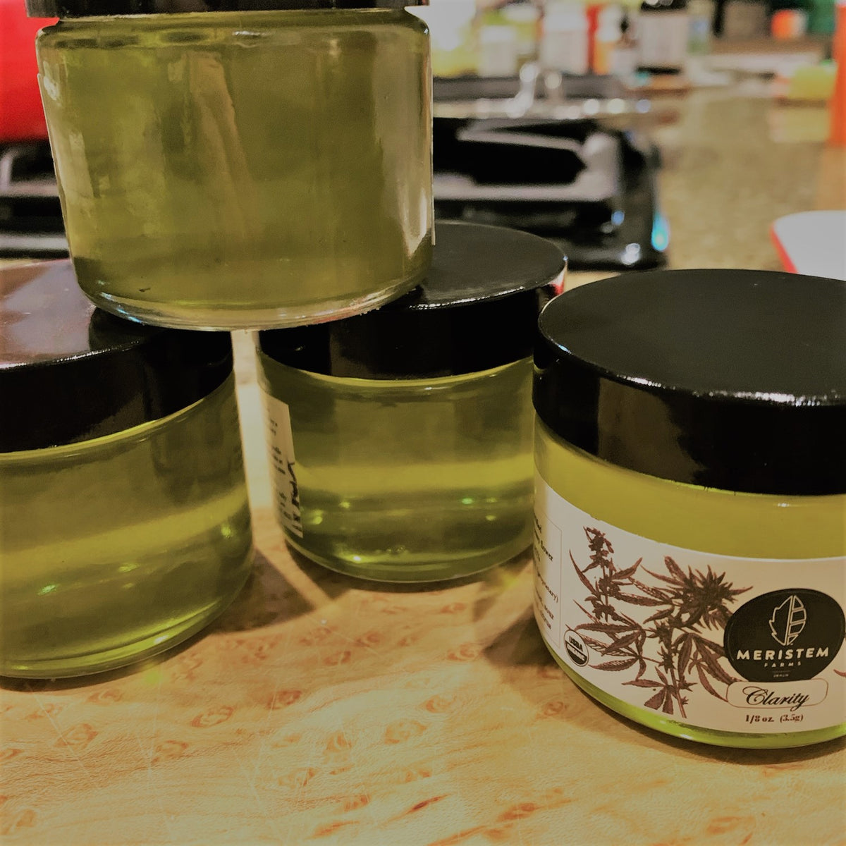 DIY MEDICINE CABINET: MAKE YOUR OWN HEMP-INFUSED COCONUT OIL – Meristem ...